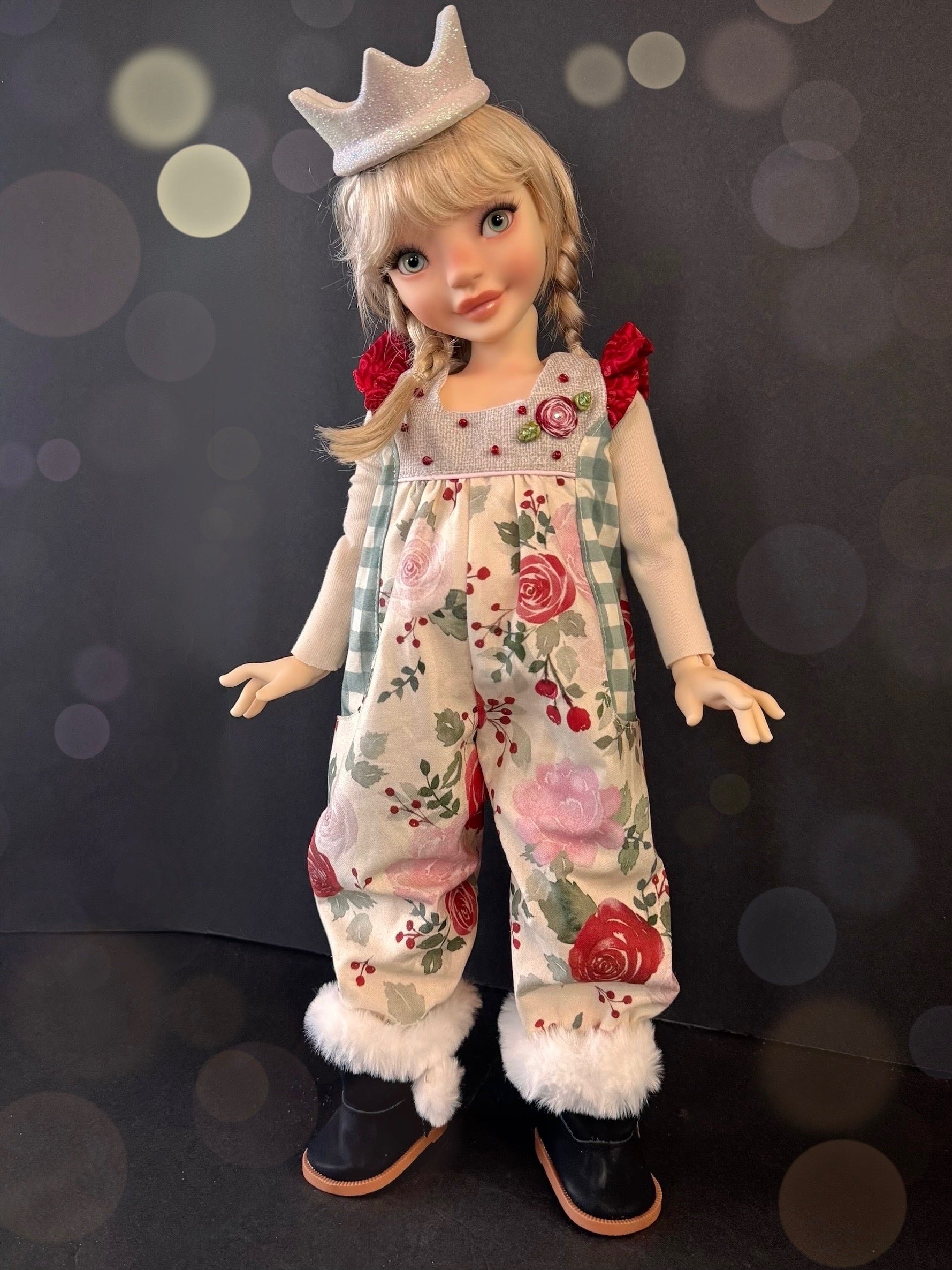 Christmas Crowns 18" Ava in Vanilla Cream | Anderson Art Dolls